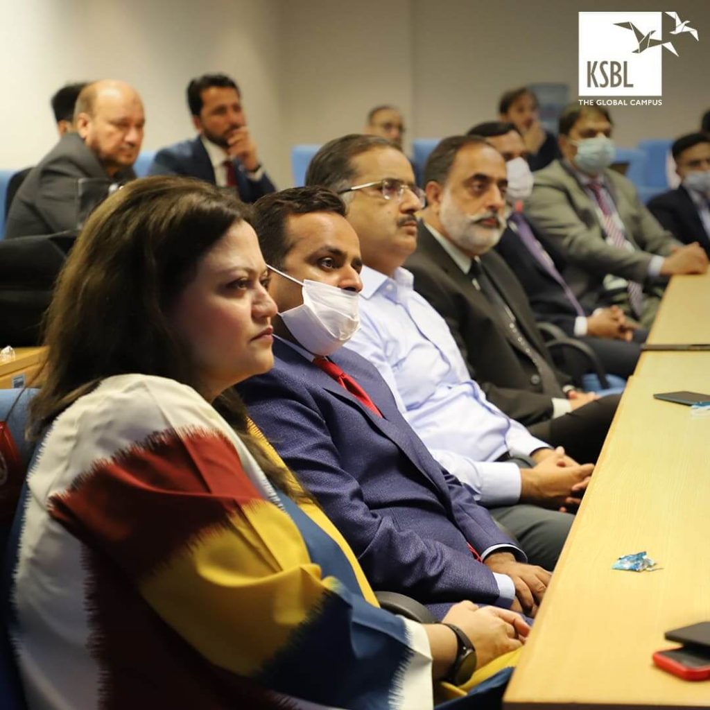KSBL signed an agreement with Abbott Laboratories - Karachi School of ...