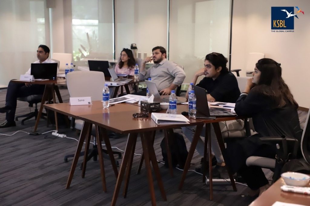 KSBL Executive Education Holds a Workshop on Data-Savvy Decision Making ...